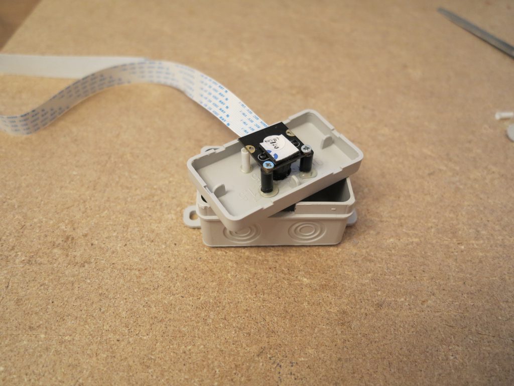 Big Rob - Raspberry Pi robot outdoor camera case - Roboter planen bauen ...