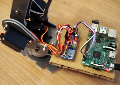 Raspberry Pi robot car – download | Roboter planen bauen programmieren