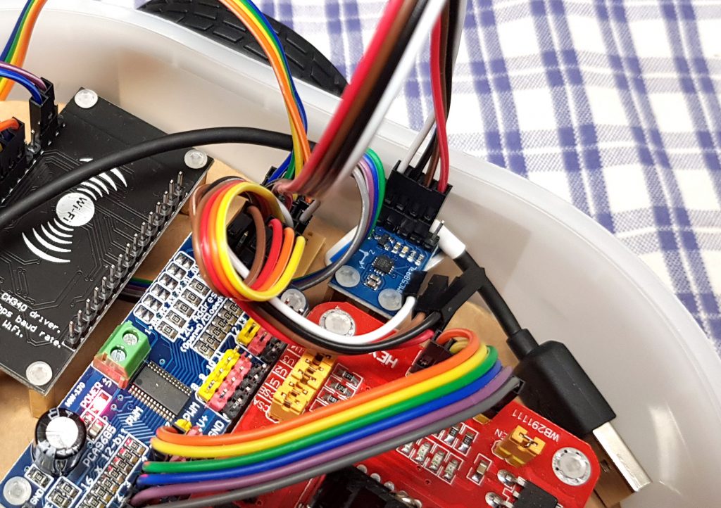 Building robots with the ESP8266 development board – Magnetometer - Roboter planen bauen ...